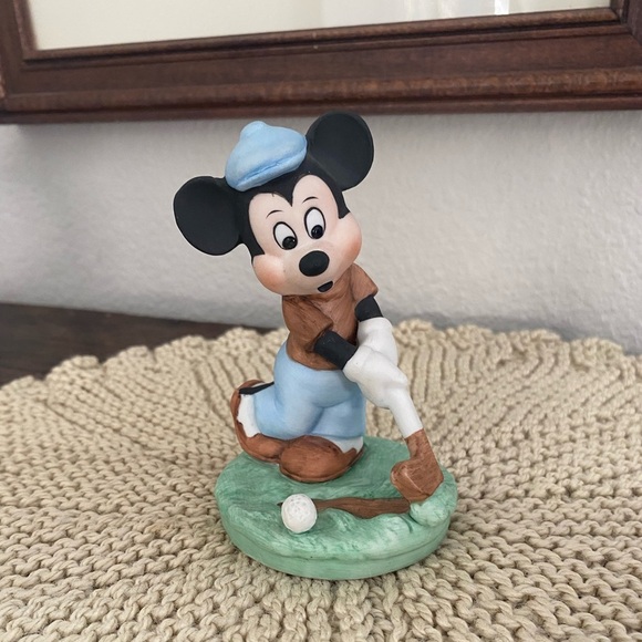 Disney | Accents | Vintage Ceramic Golfing Mickey Mouse Collectible ...